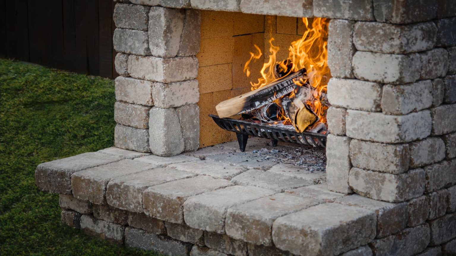 Outdoor Fireplace Kits are Affordable and Easy to Build